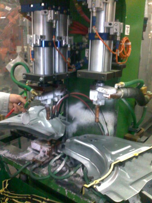 aa181_outil_de_ferrage_en_automobile – DLM-Cryo, Nettoyage cryogénique